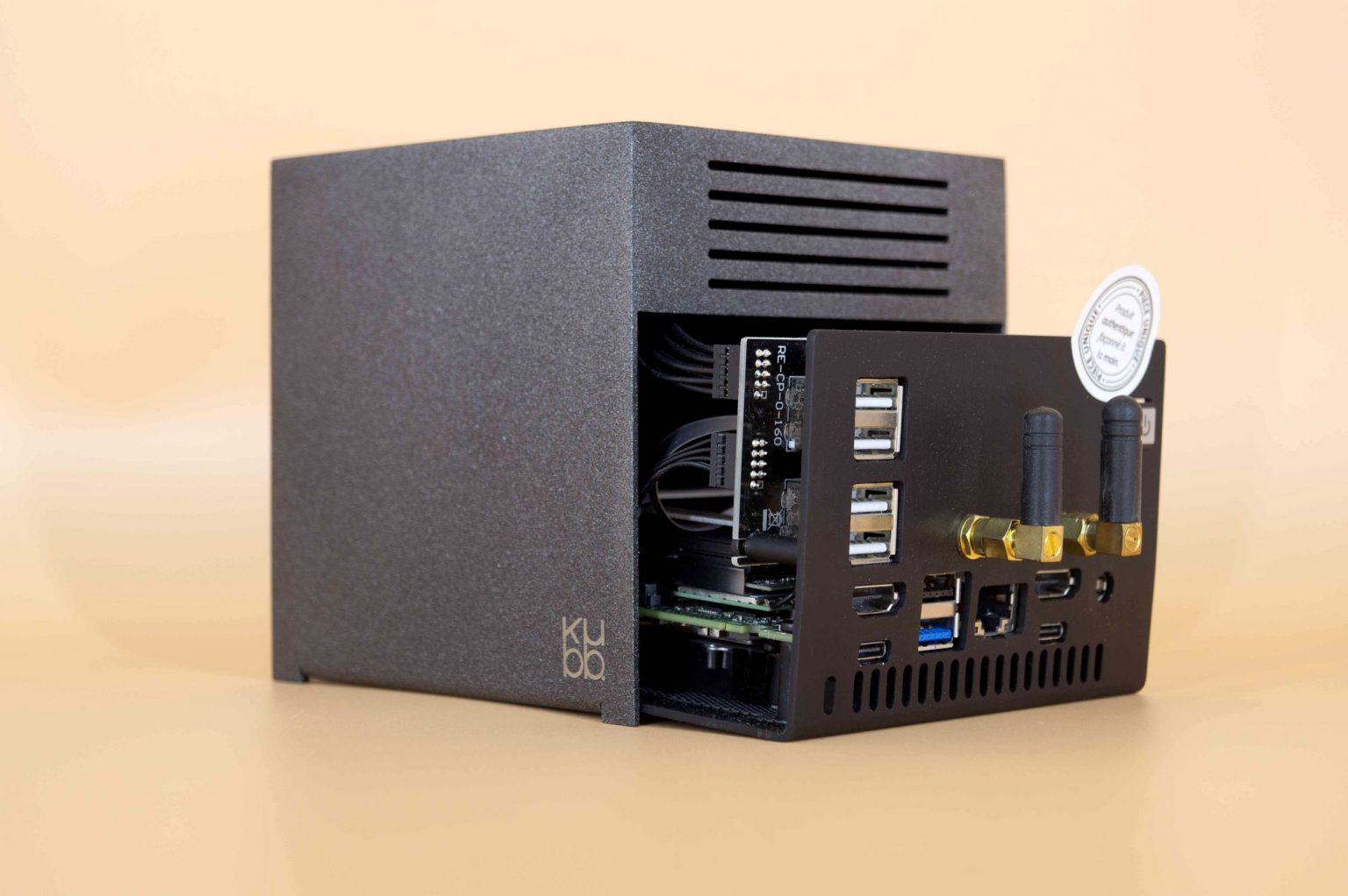 Test Du Mini PC KUBB De Bleu Jour : On Est Carrément Fans • Page 3 à 5 ...