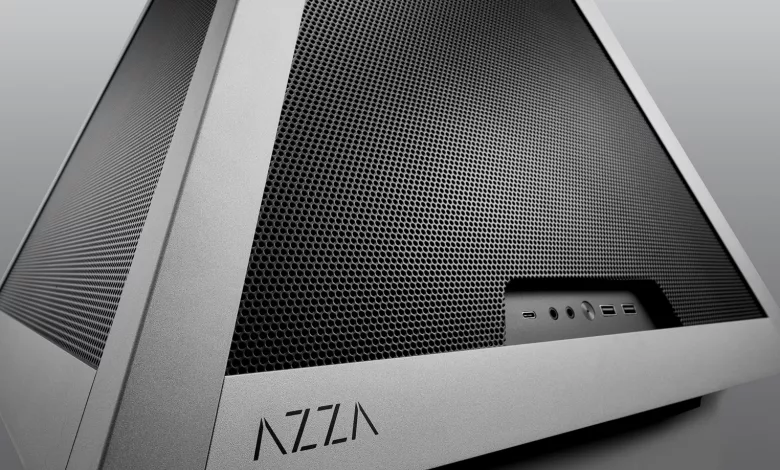 Le Boîtier PYRAMID 804 D'AZZA Se Couvre De Mesh - Pause Hardware