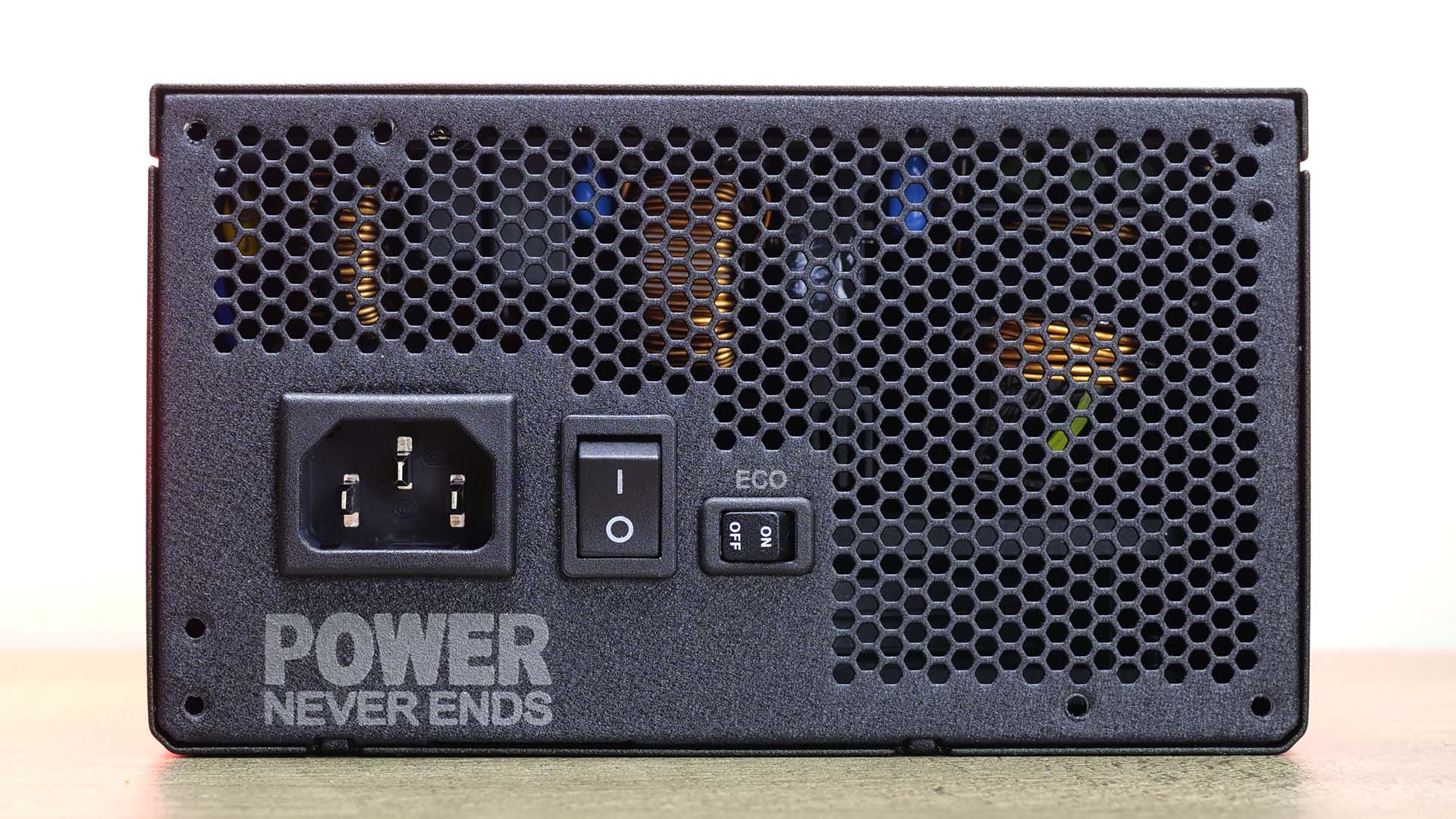 [Test] FSP Hydro PTM PRO 1200W ATX 3.0 • Pause Hardware