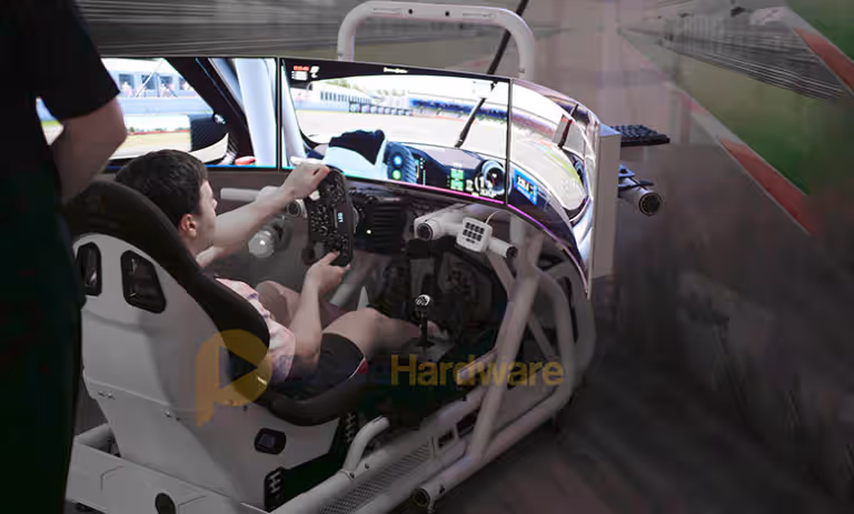 Corsair Sim Racing Cockpit : La Marque Largue Les Amarres Sur Le ...