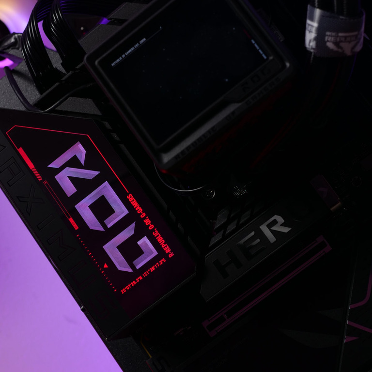 [Test] ROG Maximus Z890 Hero : La Carte Mère Qui Redéfinit Le Haut De ...