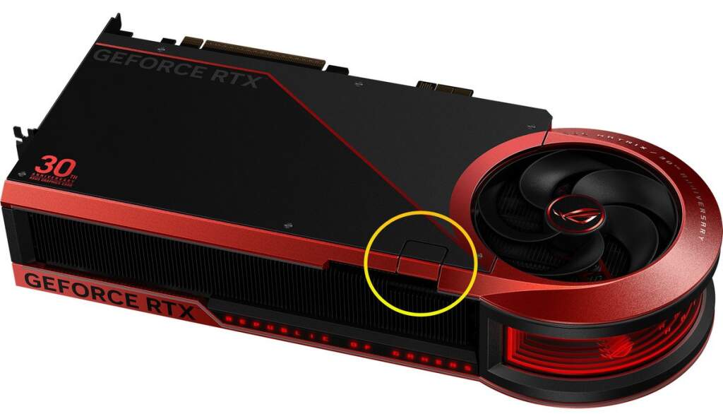 ROG Matrix RTX 5090 : Connecteur 12V‑2×6 Décalé